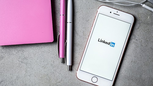 How To Upload Your Resume To LinkedIn 6 Easy Ways With Screenshots 